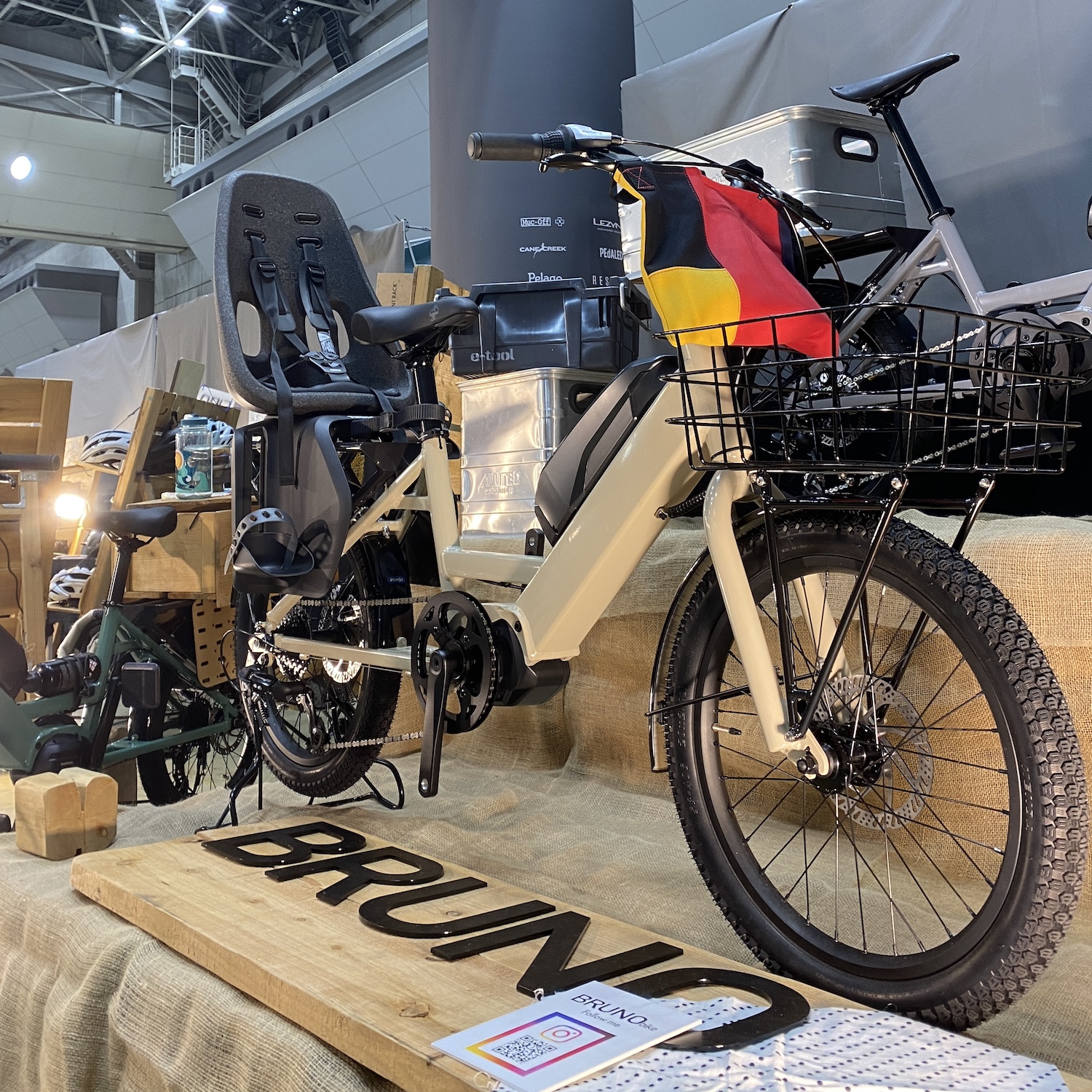 e-tool*｜BRUNO BIKE 2025【ブルーノ 自転車】